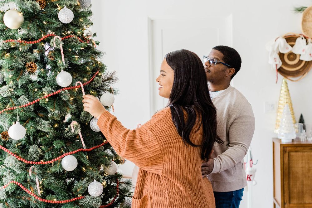 Beating Holiday Stress: Help Your Relationship Thrive During the Season